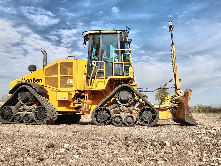 Raupen - Maassen Erdbewegungen